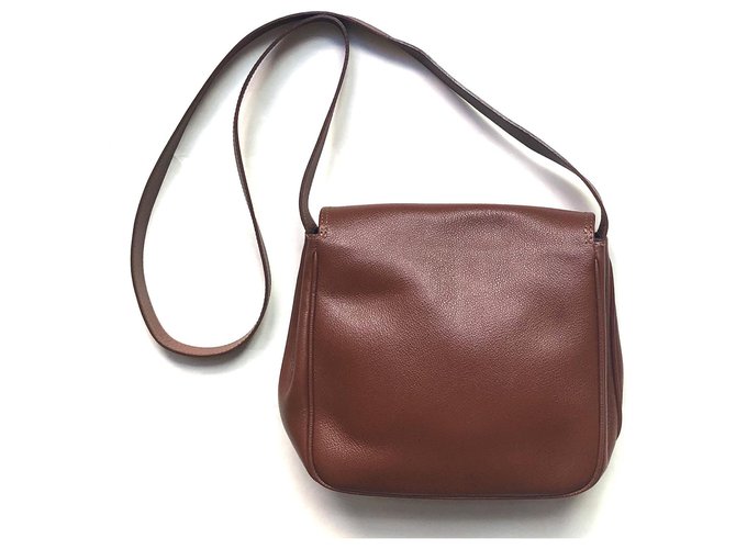 Louis Féraud Handbags Caramel Leather ref.271968 - Joli Closet