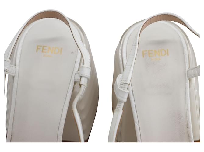 Fendi Promenade Mocassin Slingback en Cuir de veau Blanc Cuir ref ...