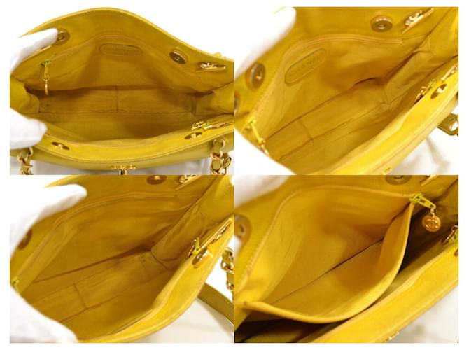 Chanel COCO Mark Yellow Leather ref.457658 - Joli Closet