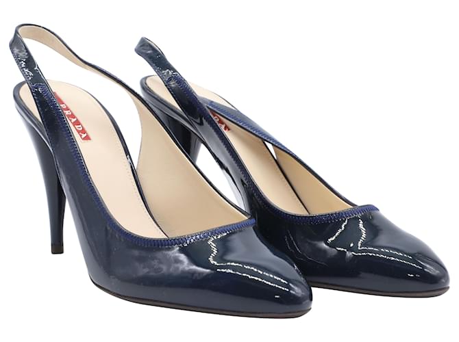 Escarpins Prada Slingback en Cuir Verni Bleu Marine Cuir vernis ref ...