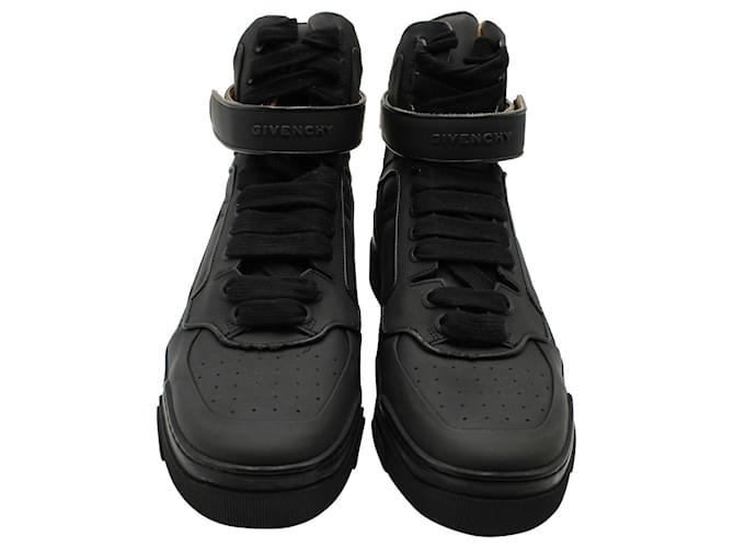 Givenchy High Top Sneakers in Black Leather ref.617686 - Joli Closet