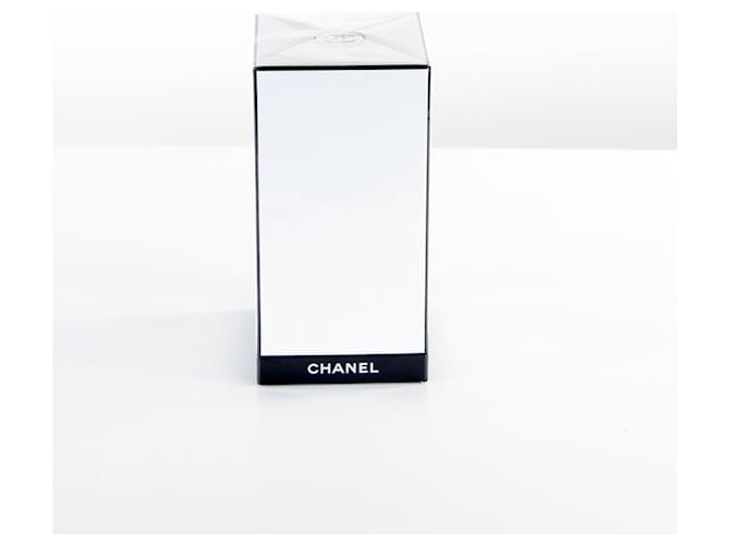 Chanel toilet water White ref.643912 - Joli Closet