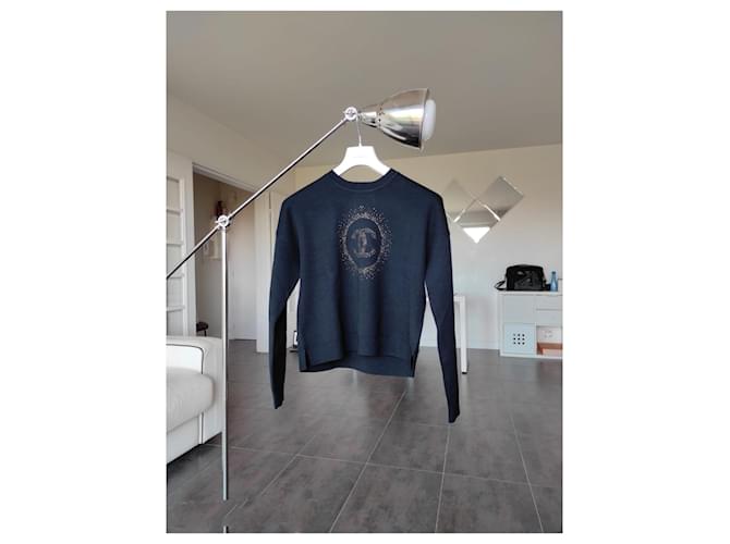 Chanel uniform Black Wool ref.679531 - Joli Closet