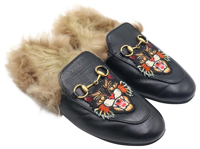 Gucci Princetown slippers with Angry Cat Appliqué in Black Leather ref ...