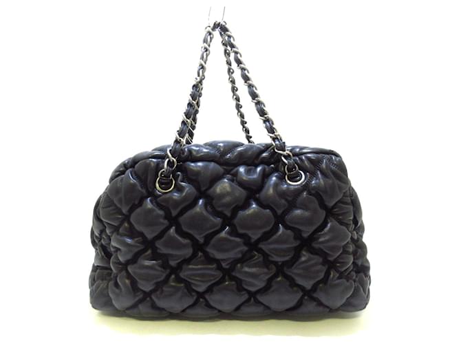 Chanel Bubble Quilt Black Leather ref.776453 - Joli Closet