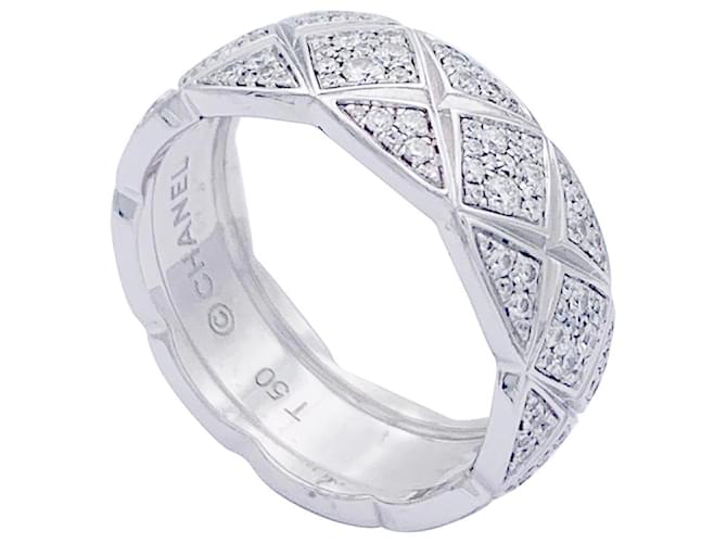 Bague Chanel, “Coco Crush”, or blanc et diamants. ref.841851 - Joli Closet
