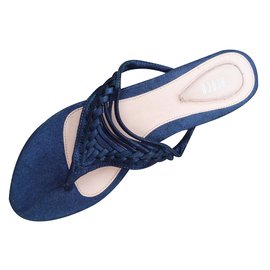 Second hand Bloch Women Sandals - Joli Closet