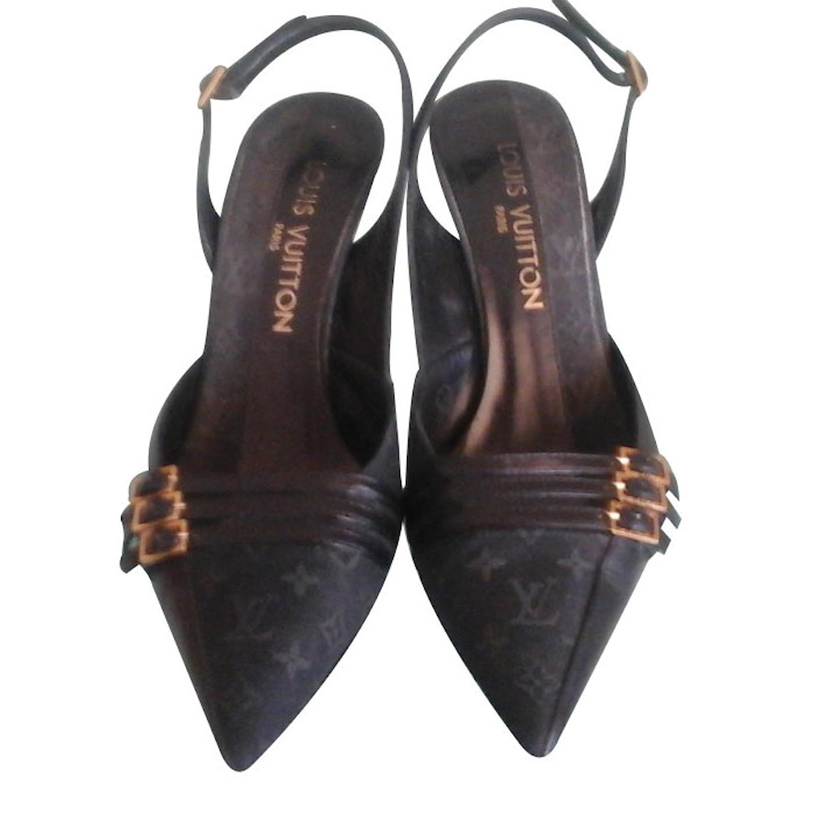 Louis Vuitton Heels Black Leather ref.13056 - Joli Closet
