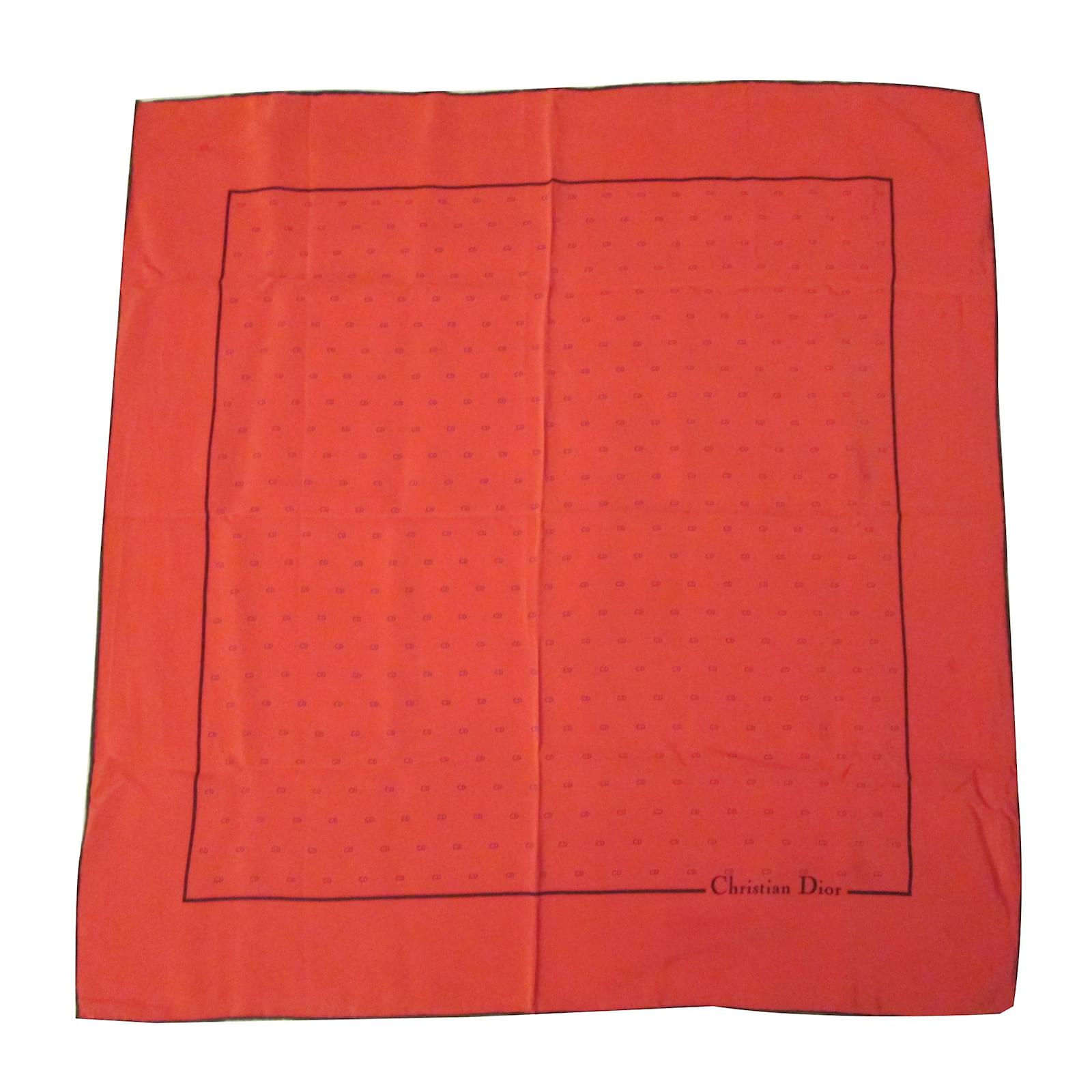Christian Dior Scarves Red Silk ref.13158 - Joli Closet