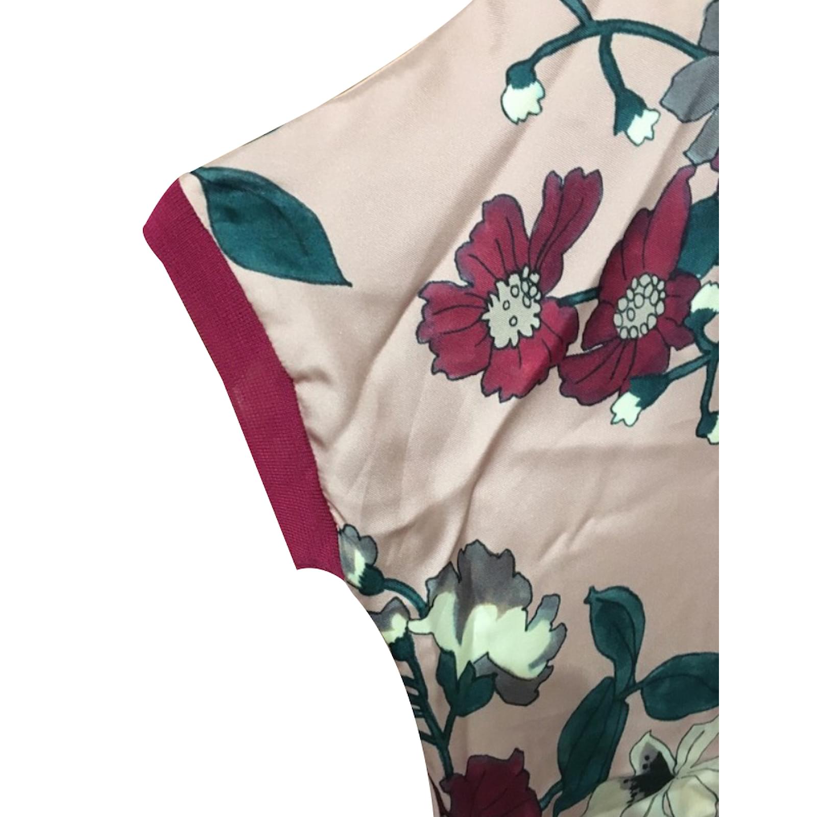 Moncler Top Multiple colors Silk Cotton ref.35629 - Joli Closet