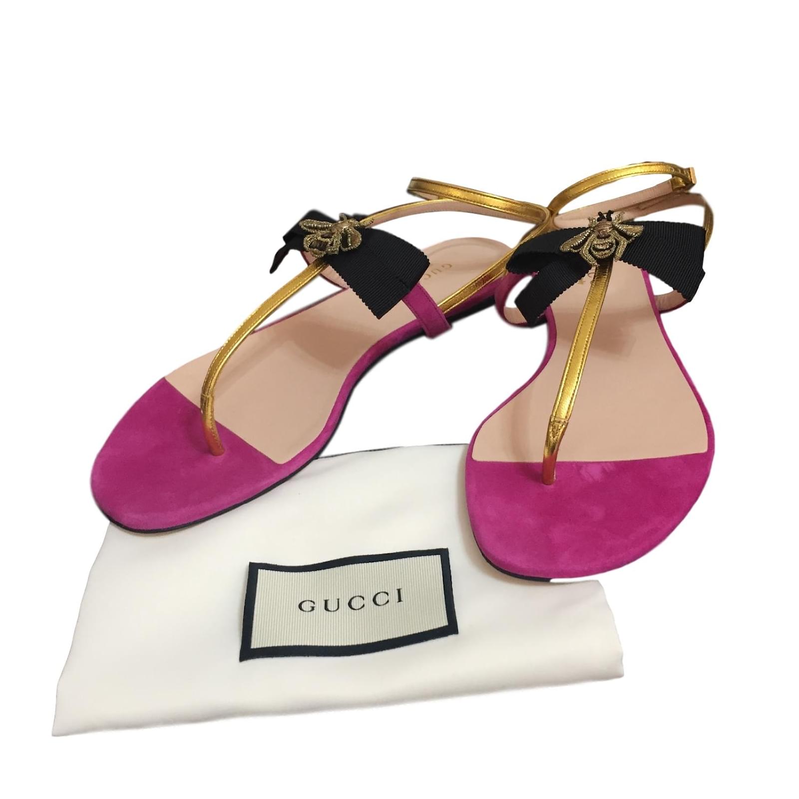 Gucci Sandales Suede Rose ref.71927 - Joli Closet