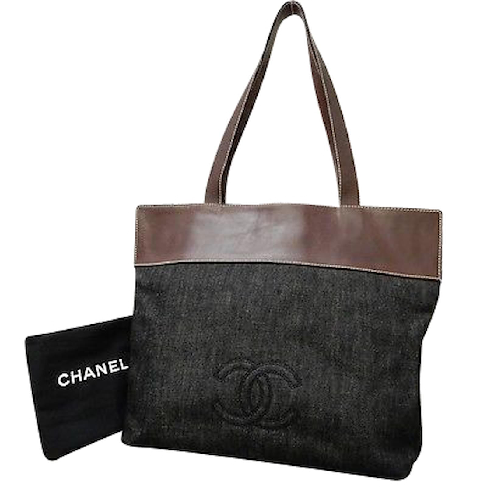 Chanel Sac cabas en cuir et denim bleu foncé Jean ref.86845 - Joli Closet