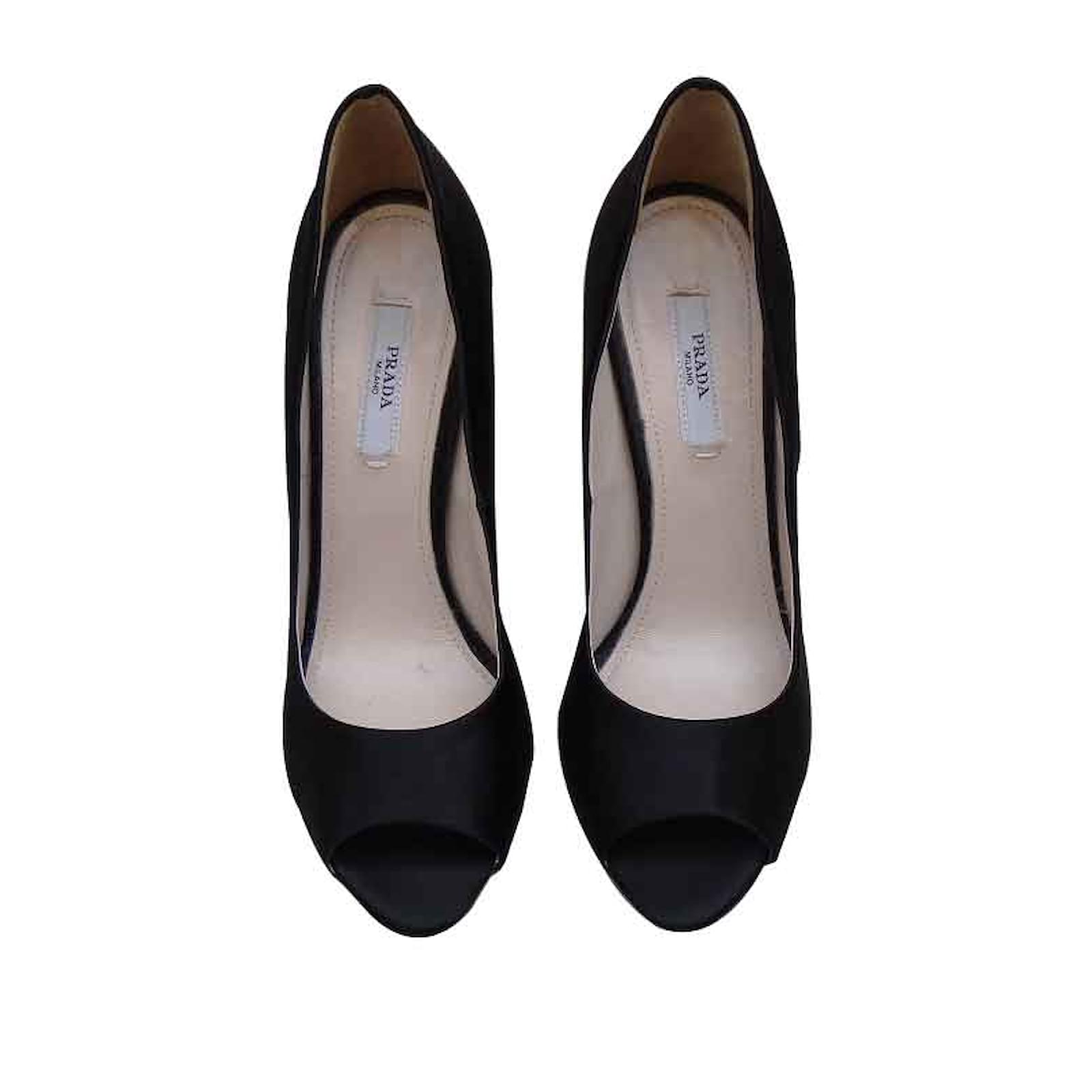Prada Heels Black Leather Cloth ref.100365 - Joli Closet