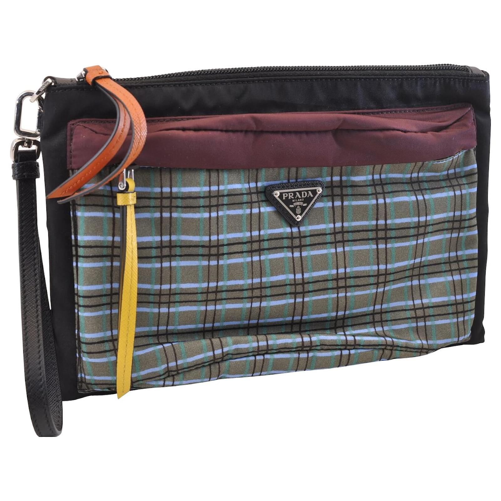 Pochette Prada Nylon Noir ref.153325 - Joli Closet