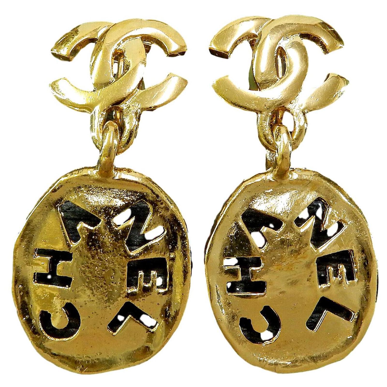 Boucle d oreille chanel Doré ref.157889 - Joli Closet