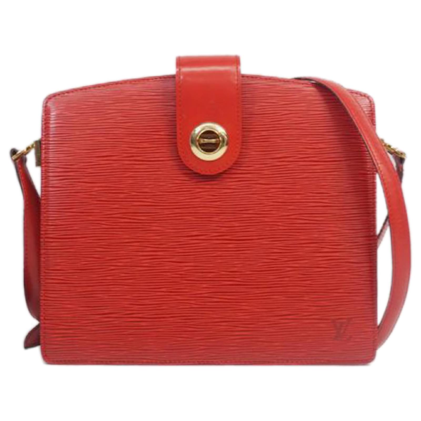 Capucines Louis Vuitton Red Epi Capucine Rot Leder ref.187667 - Joli Closet
