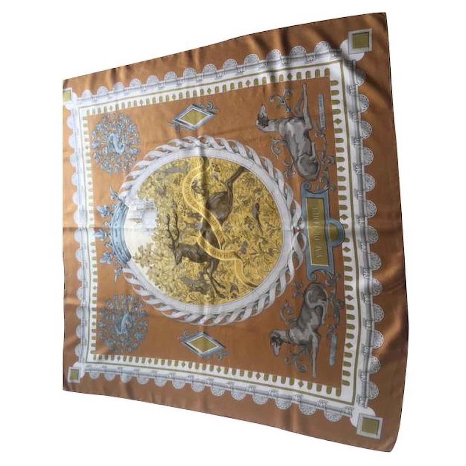 Hermès Silk scarves Caramel ref.198859 - Joli Closet