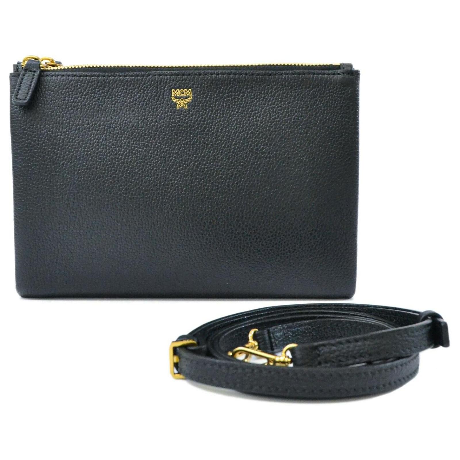 MCM Handbag Black Leather ref.207417 - Joli Closet