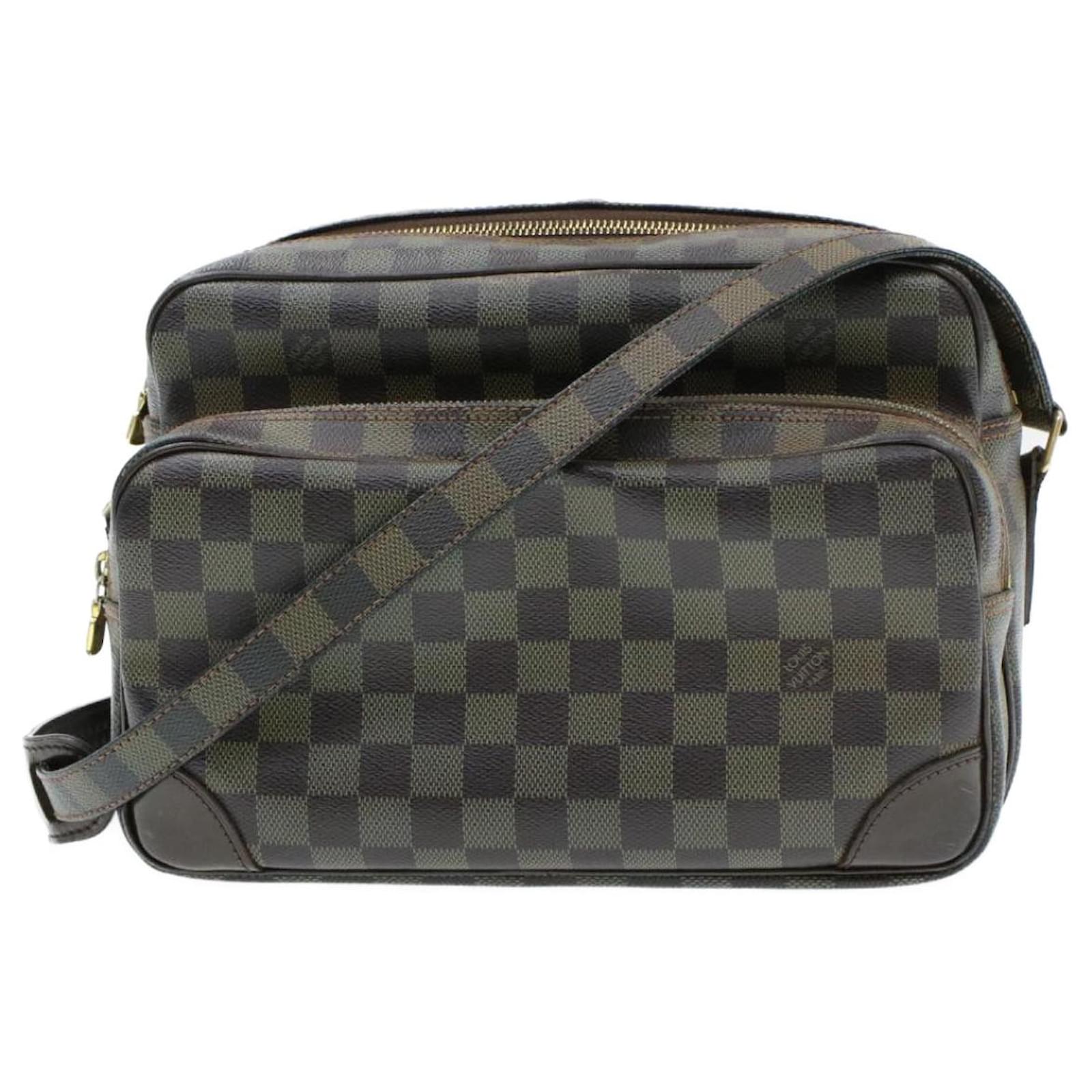 Louis Vuitton Nile Brown Cloth ref.212321 - Joli Closet