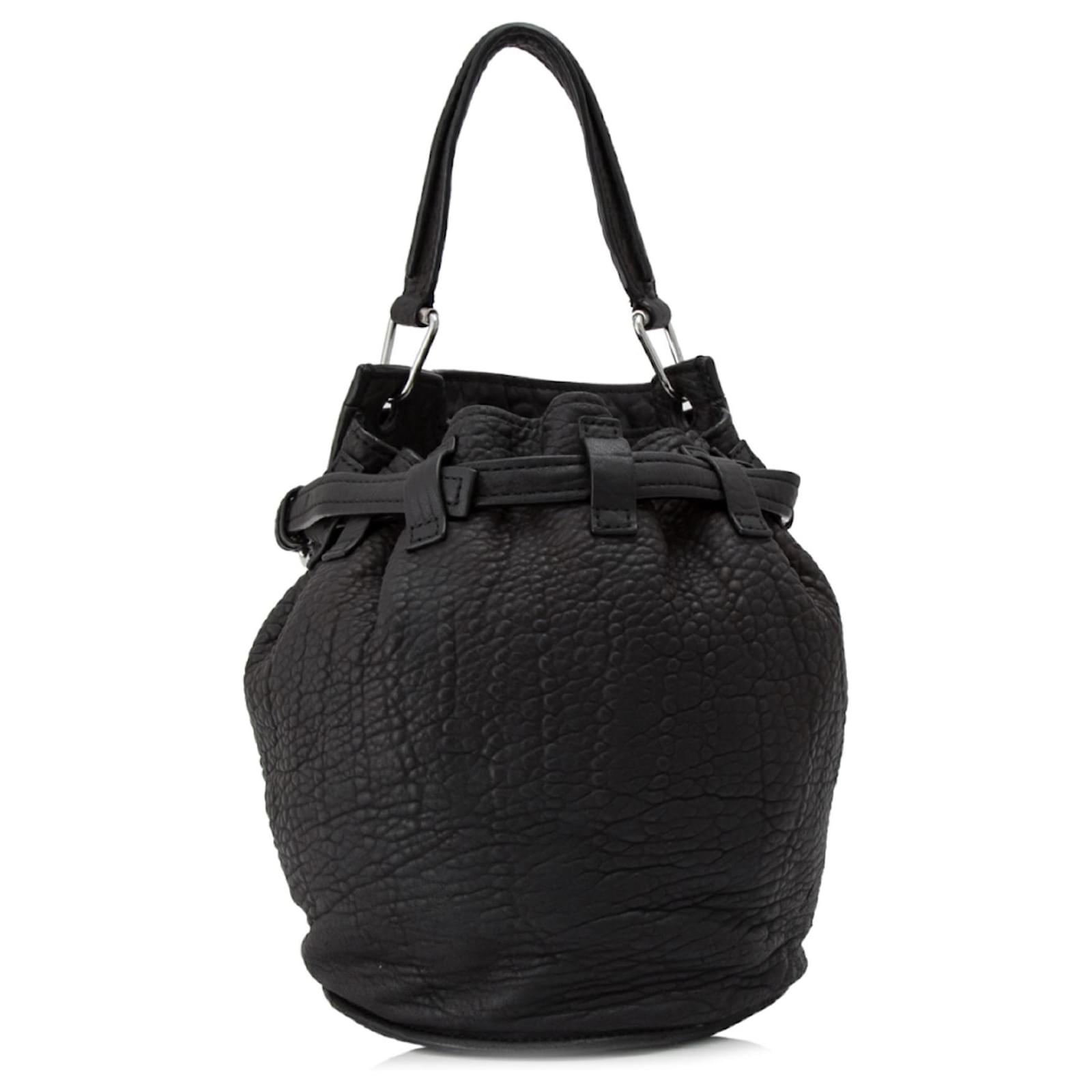 Alexander Wang Black Diego Leather Bucket Bag ref.214597 - Joli Closet