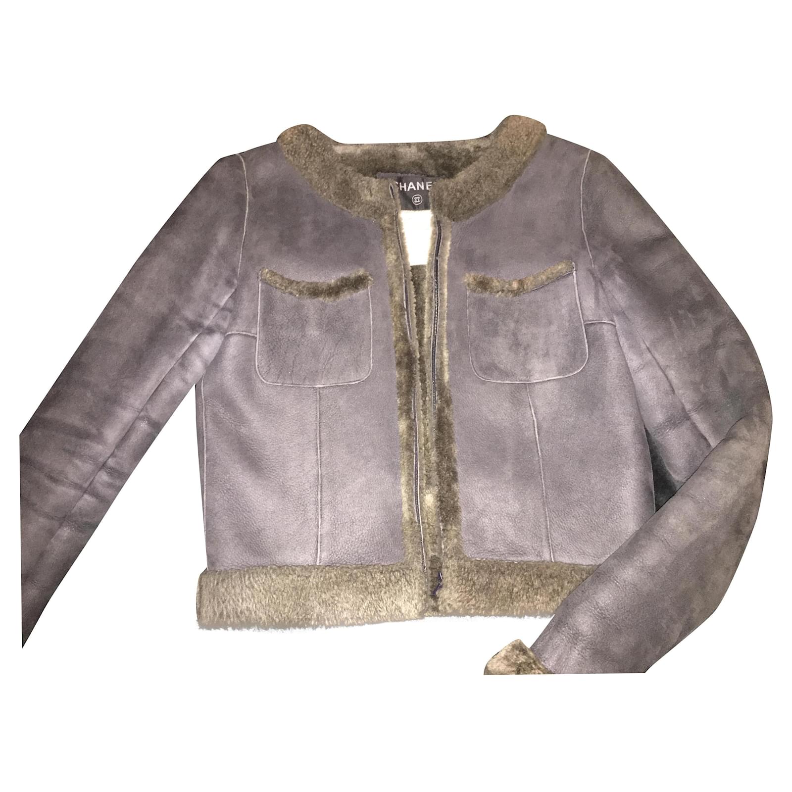 Chanel shearling jacket Dark grey Deerskin ref.243816 - Joli Closet