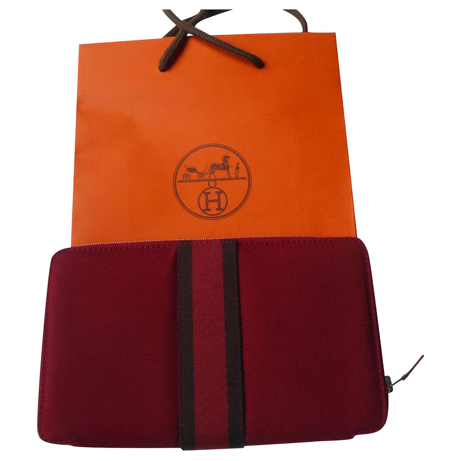 Hermès HERMES Compagnon red canvas Toto wallet Mint condition GM Cotton ...