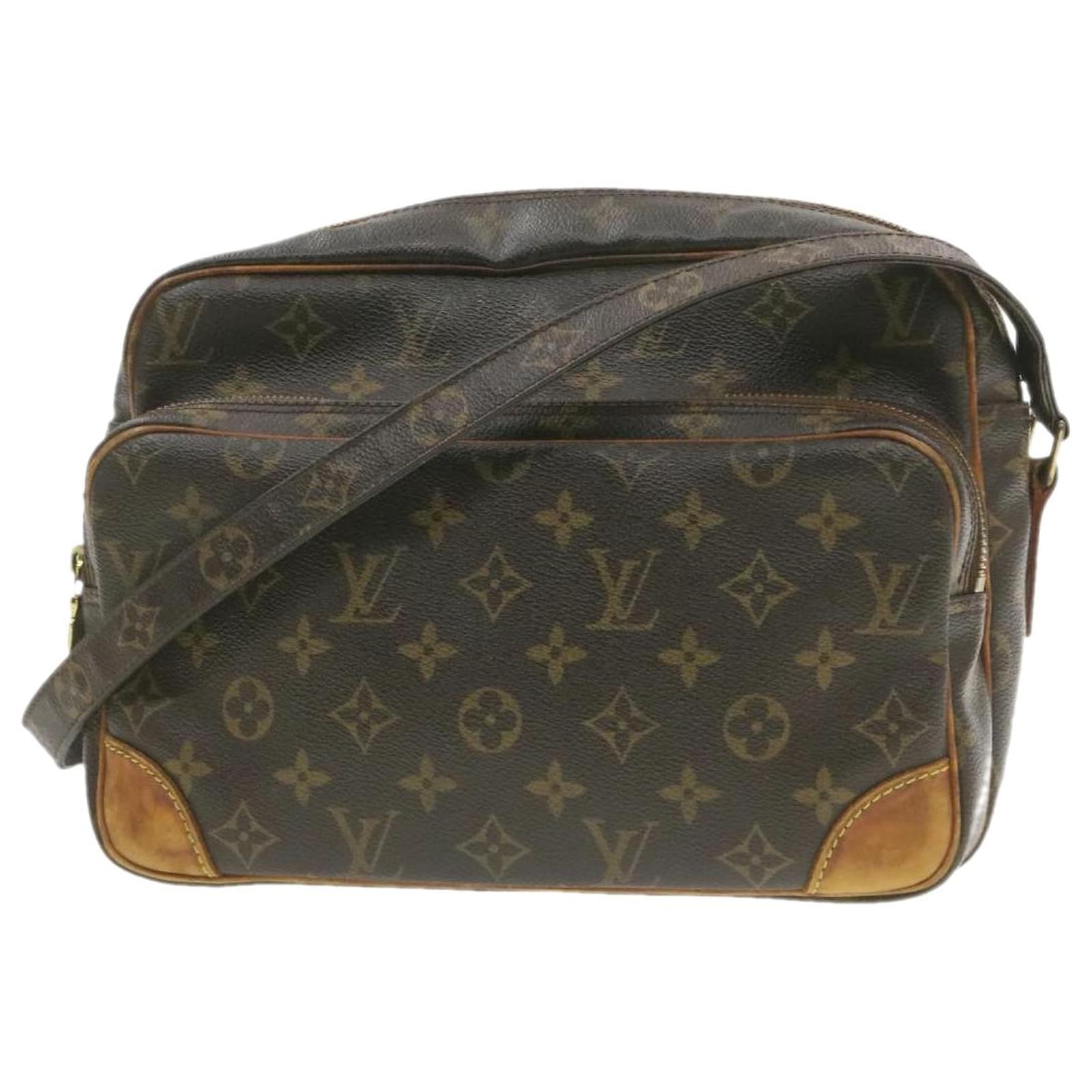 Louis Vuitton Nile Castaño Lienzo ref.251247 - Joli Closet