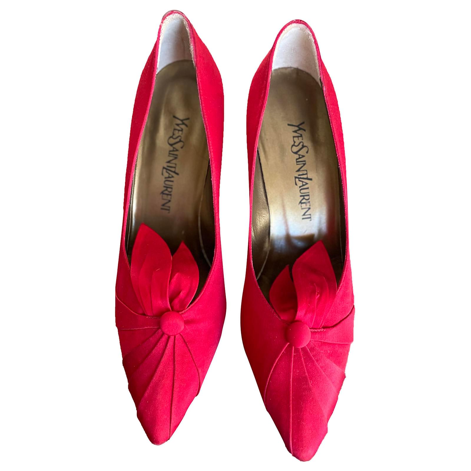 Yves Saint Laurent Heels Red Cloth ref.257636 - Joli Closet
