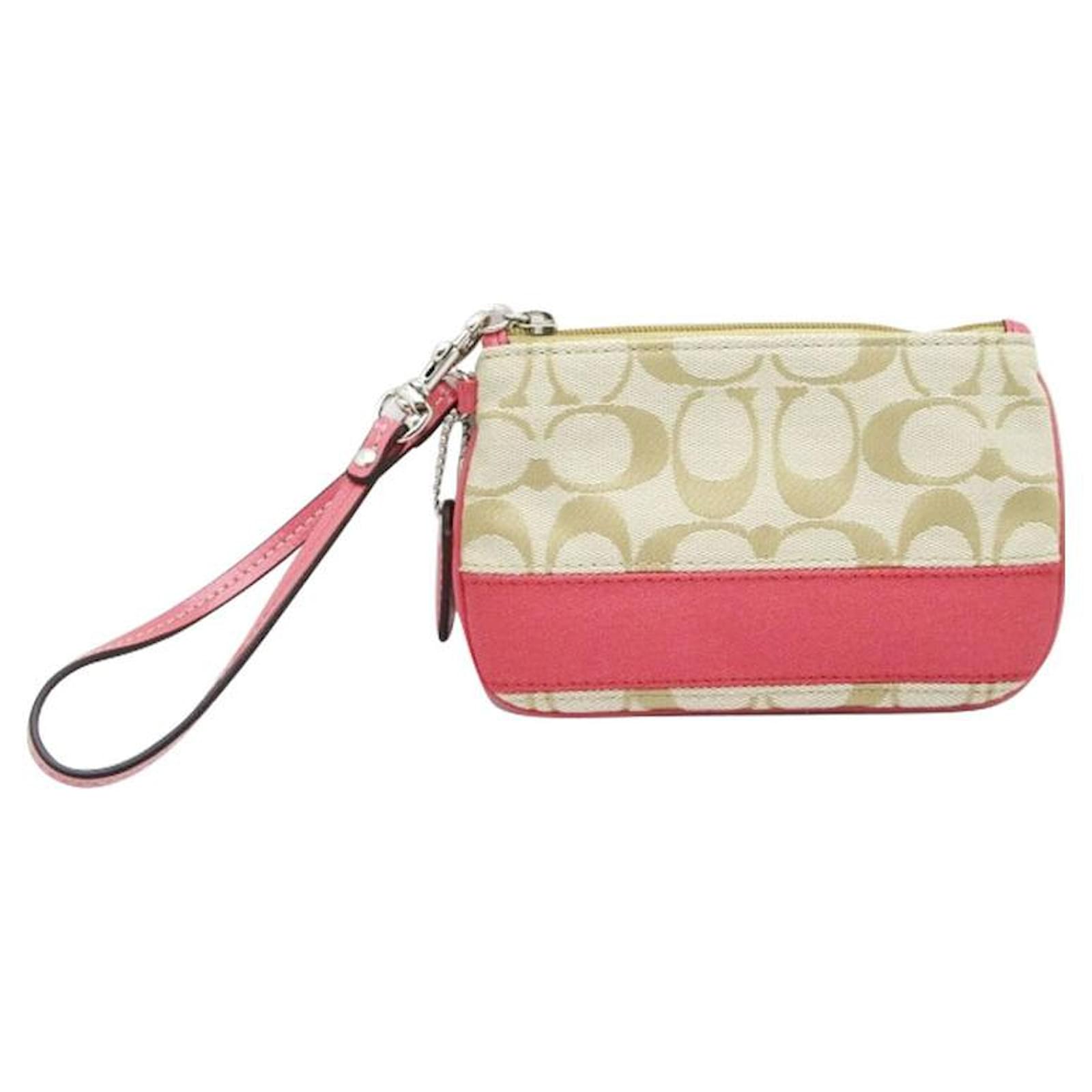 Coach Clutch bag Beige Leather ref.280707 - Joli Closet
