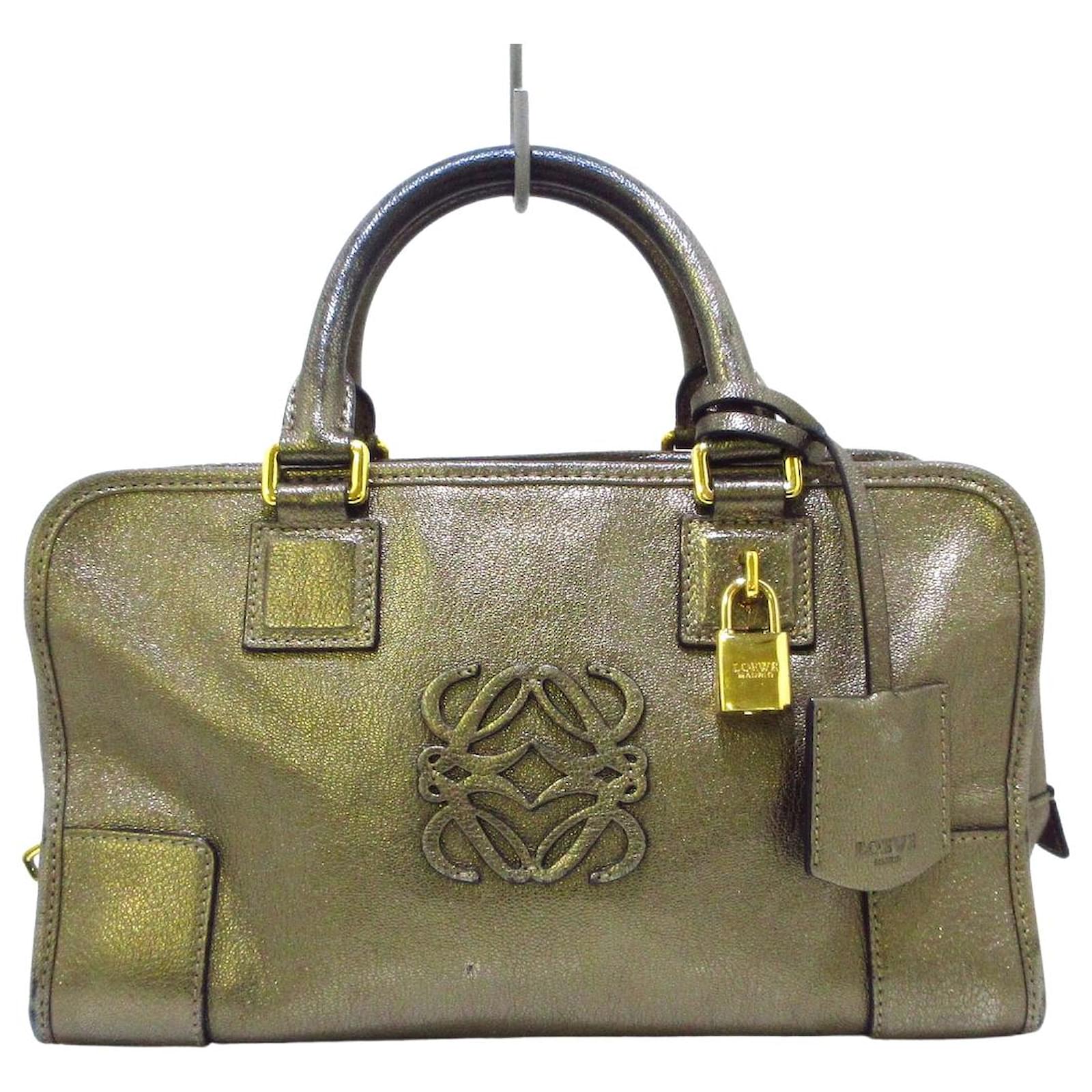 Bolso Loewe Dorado Charol ref.295292 - Joli Closet