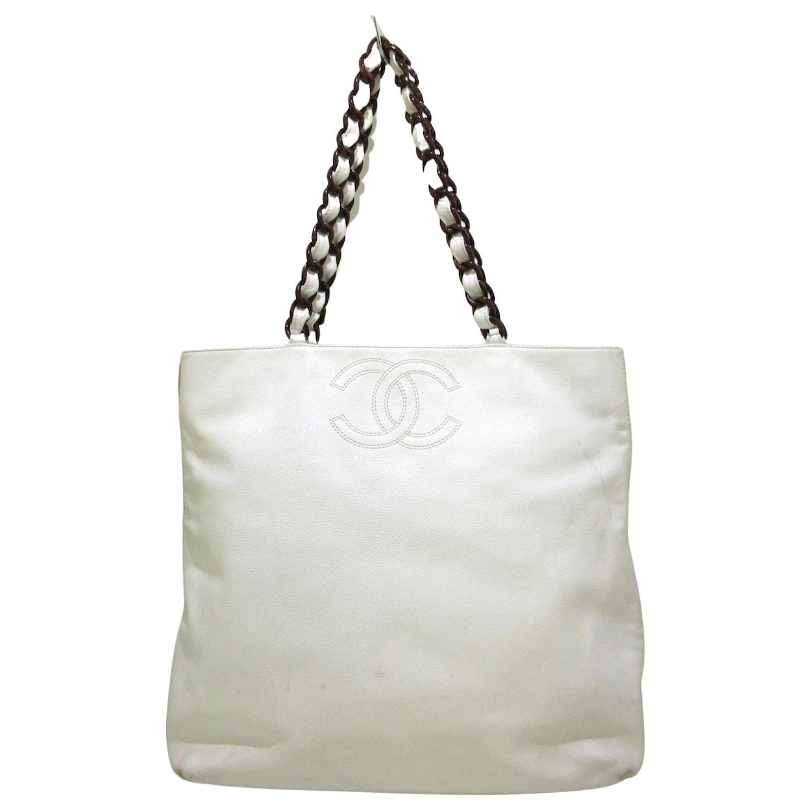 Chanel tote bag White Exotic leather ref.296118 - Joli Closet