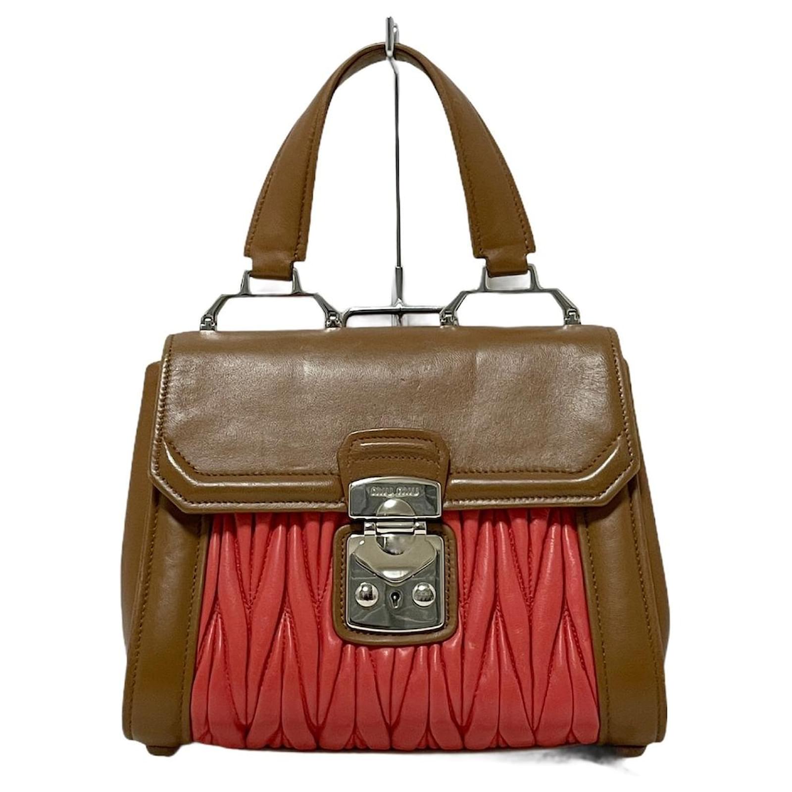 Miu Miu Handbag Leather ref.316999 - Joli Closet