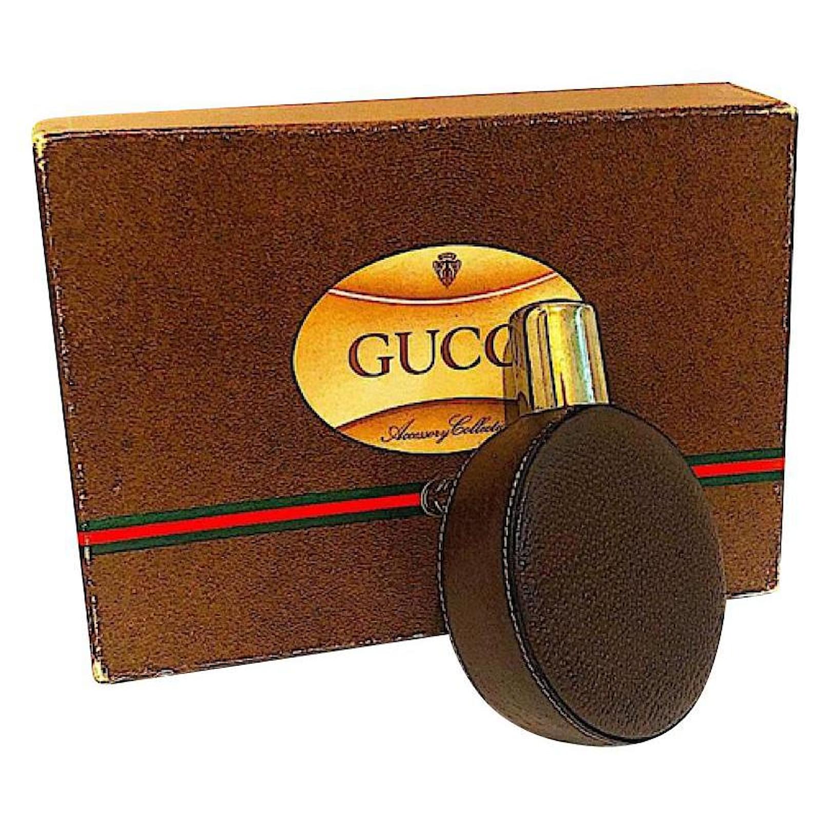 Gucci Rare Vintage Calf Leather Travel Flask Brown ref.352168 - Joli Closet