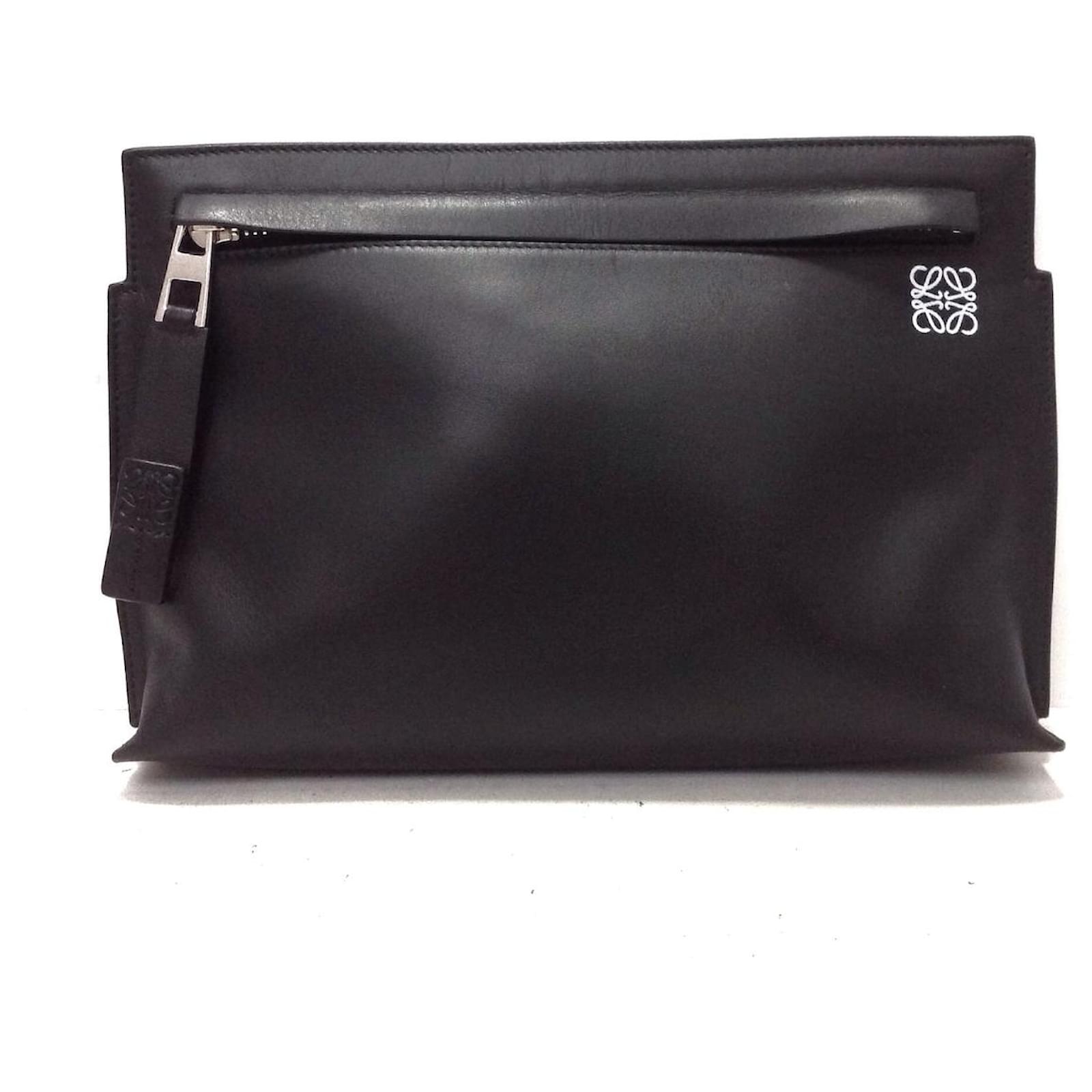 Loewe Clutch bag Black Leather ref.362057 - Joli Closet