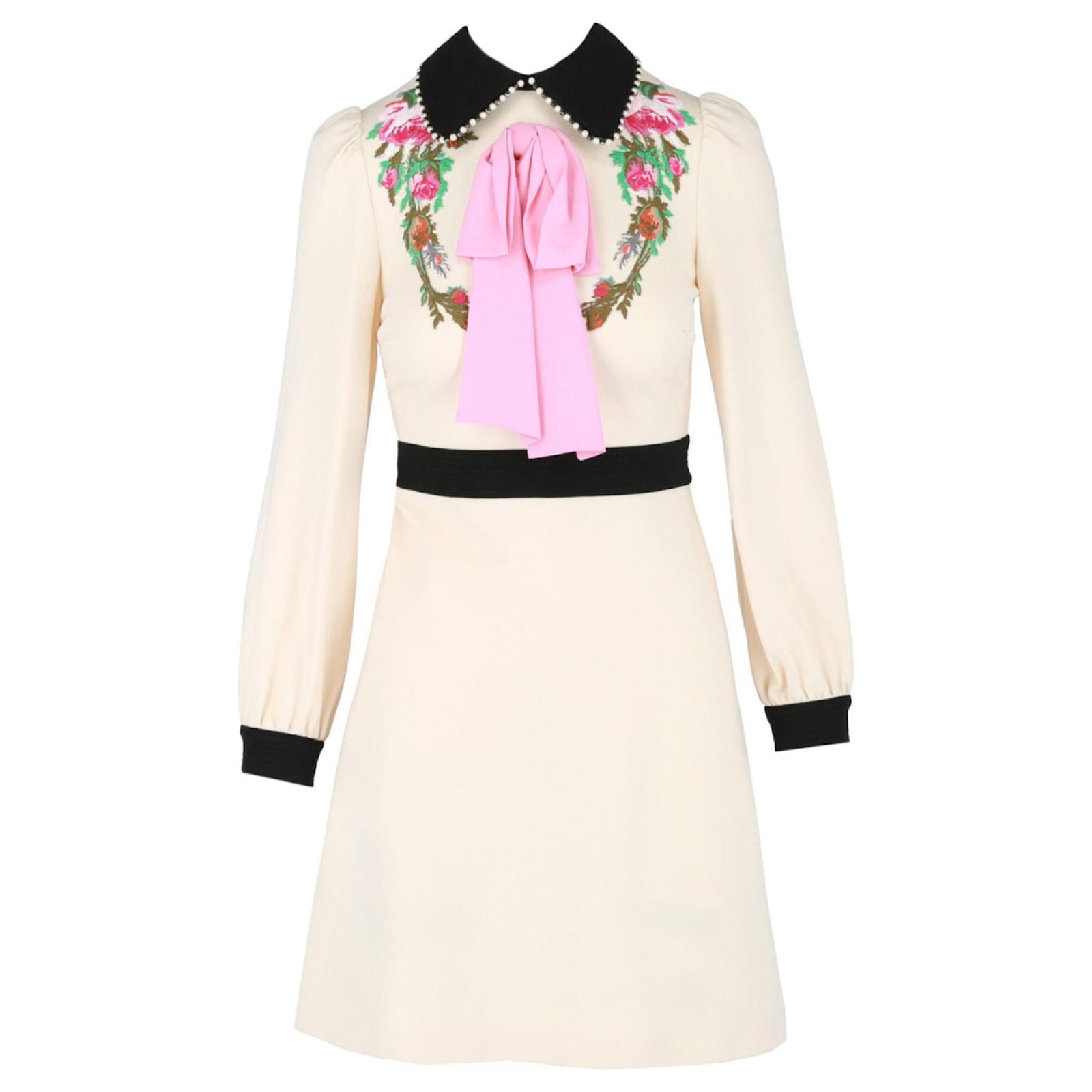 Gucci Vestido de flores bordado Blanco ref.370890 - Joli Closet