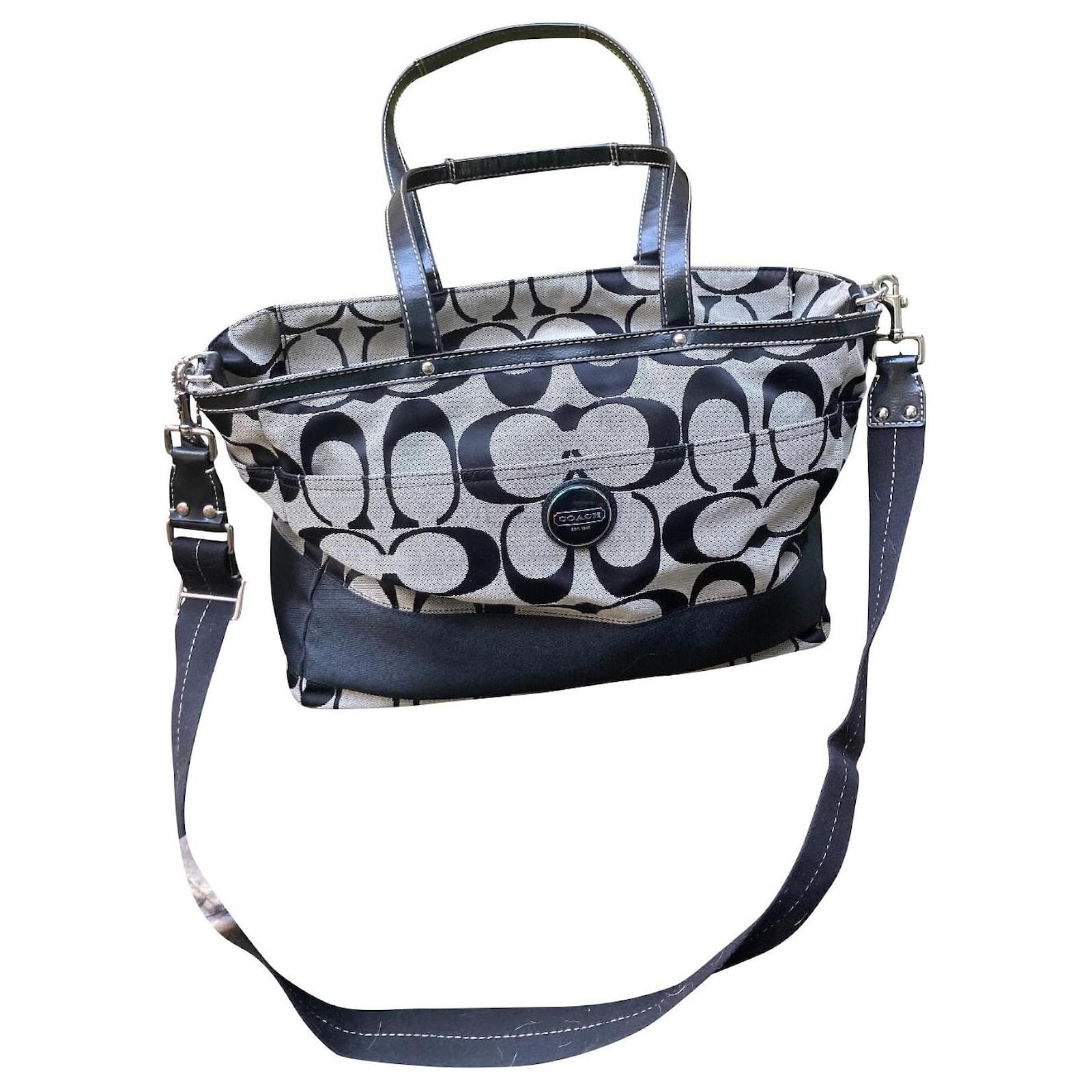 Maxi sac Coach Cuir Coton Noir Gris ref.381958 - Joli Closet