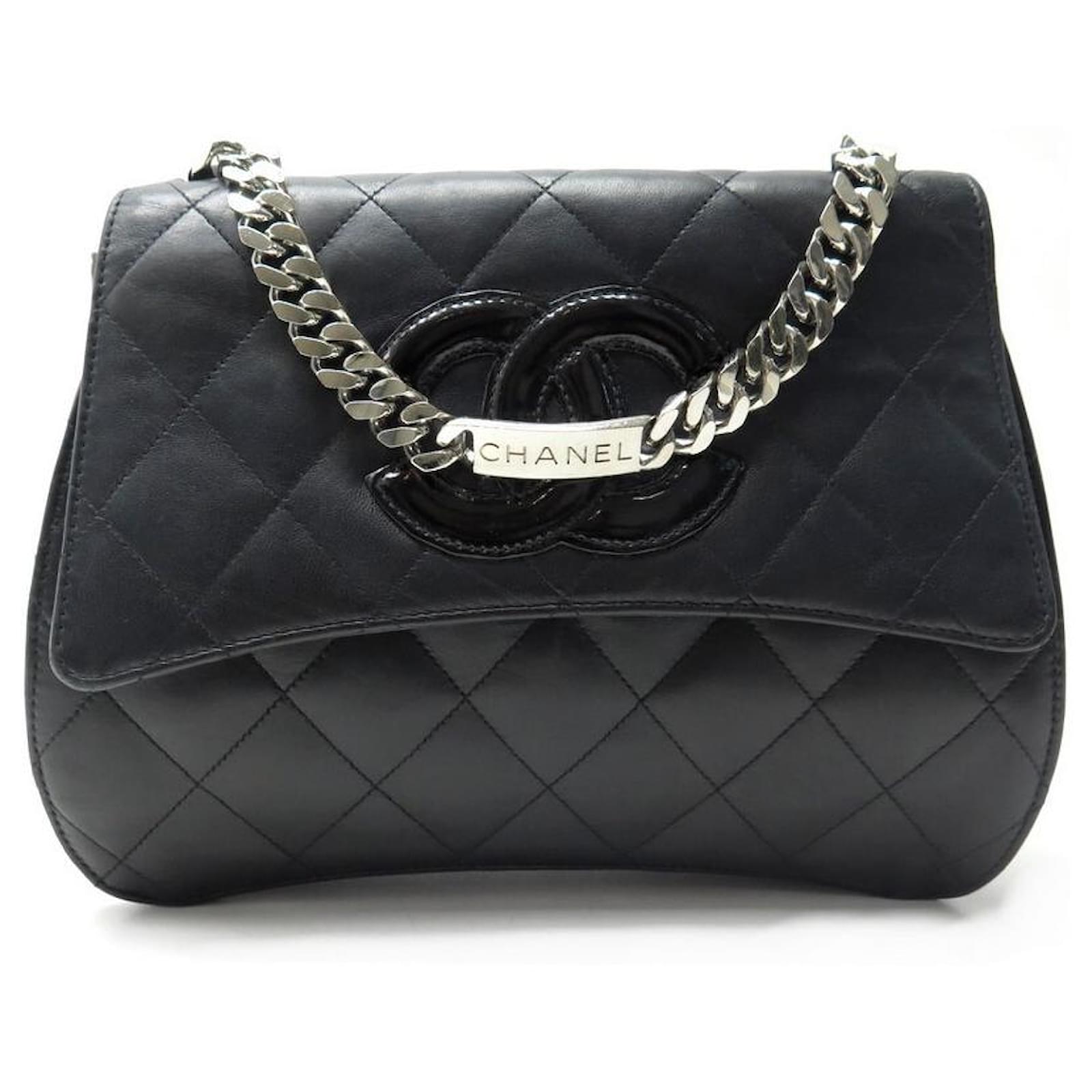 CHANEL CC LOGO HANDBAG IN BLACK QUILTED LEATHER CHAIN HANDLE GOURMETTE ...