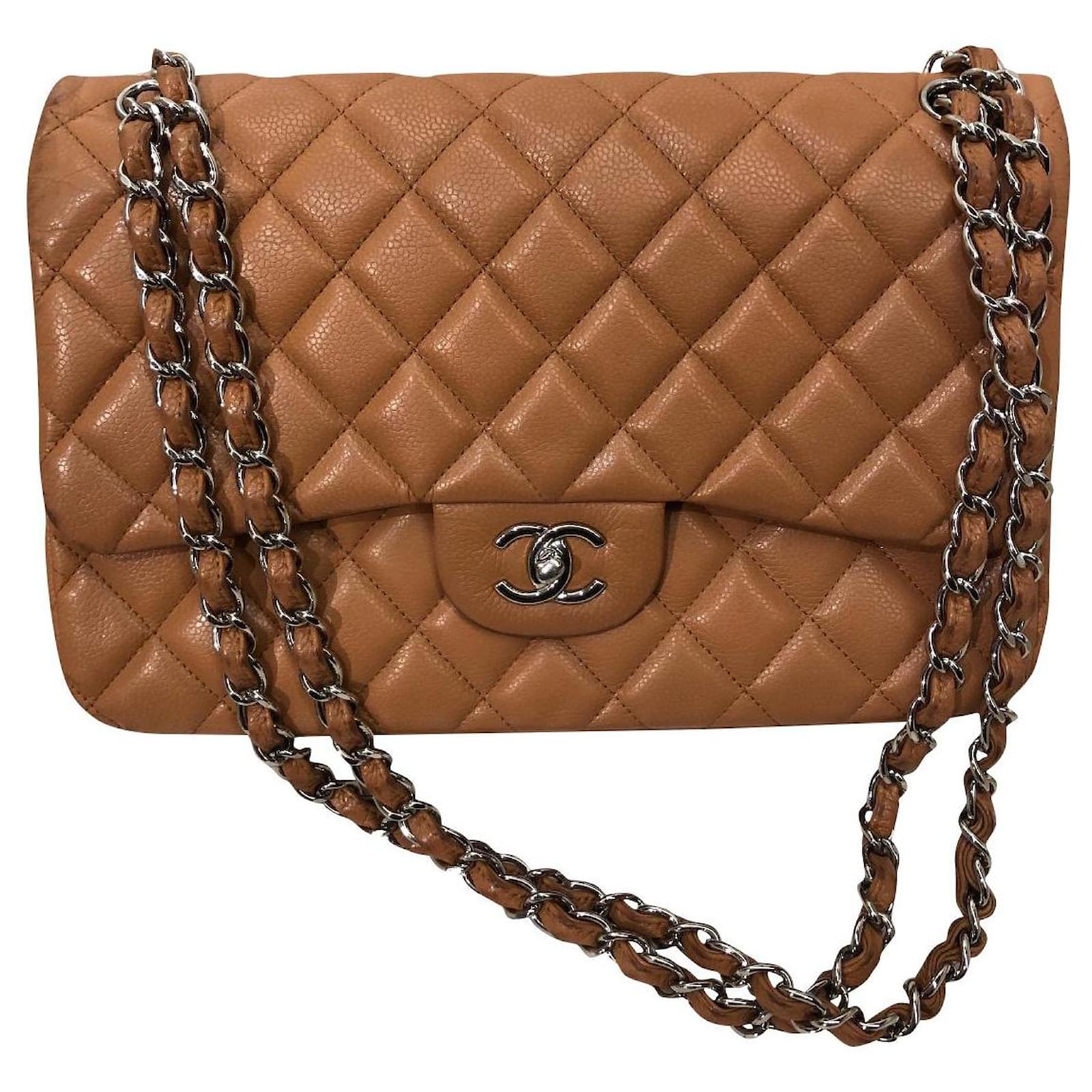 Chanel Intemporelle Classique Cuir Beige ref.425944 - Joli Closet