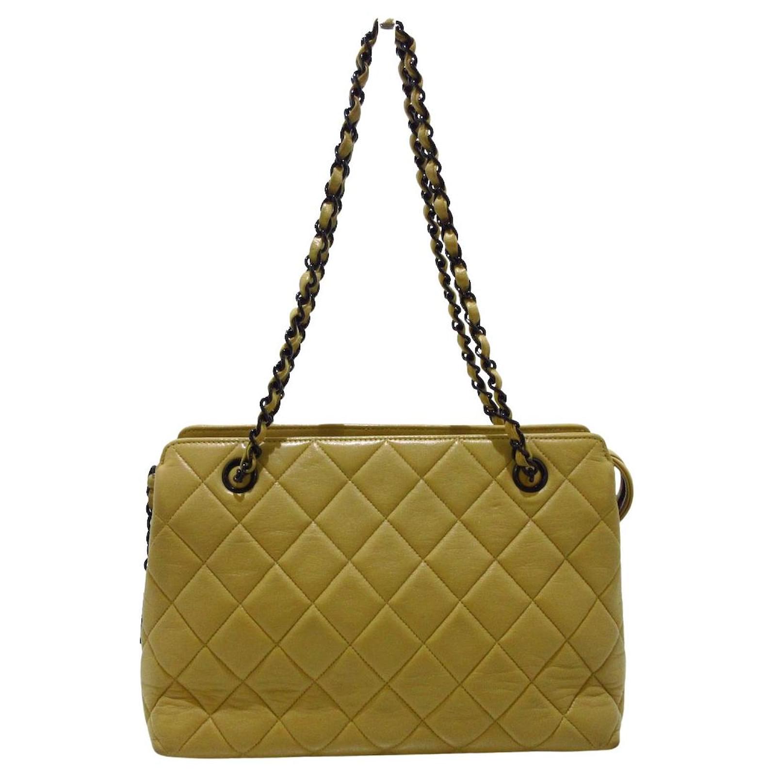 Chanel Matrasse Brown Leather ref.442591 - Joli Closet