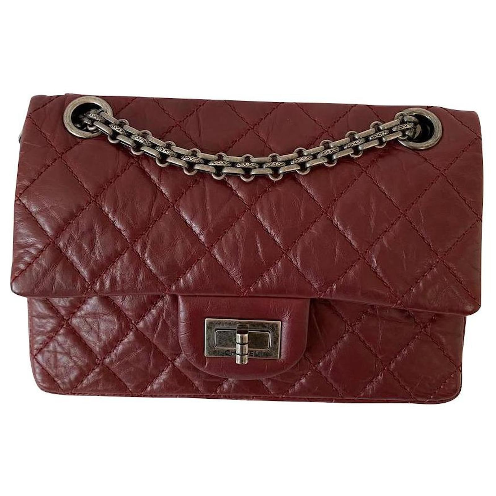 Classique Chanel Cuir Bordeaux ref.443968 - Joli Closet