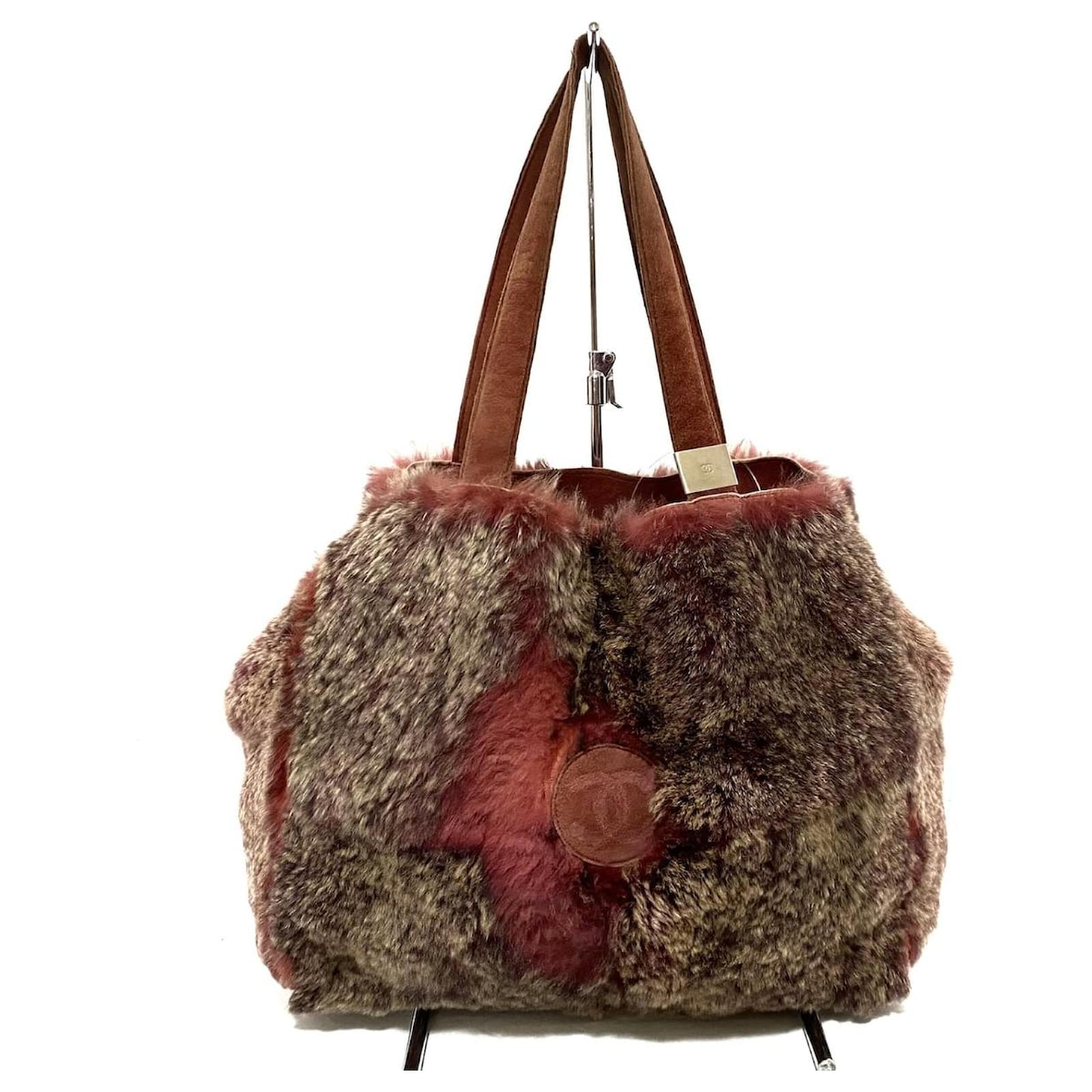 Chanel tote bag Fur ref.450499 - Joli Closet