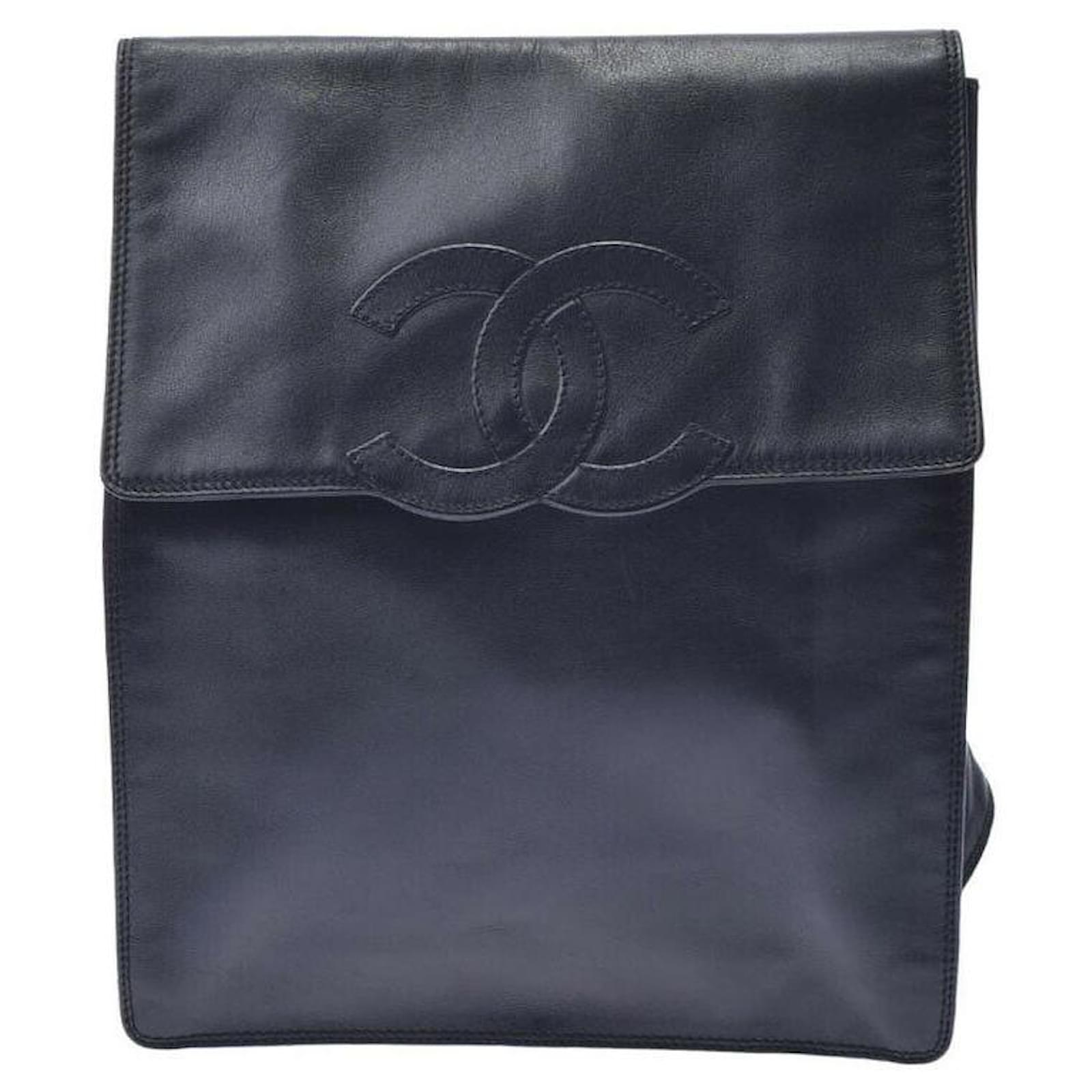 Chanel backpack Black Leather ref.457639 - Joli Closet