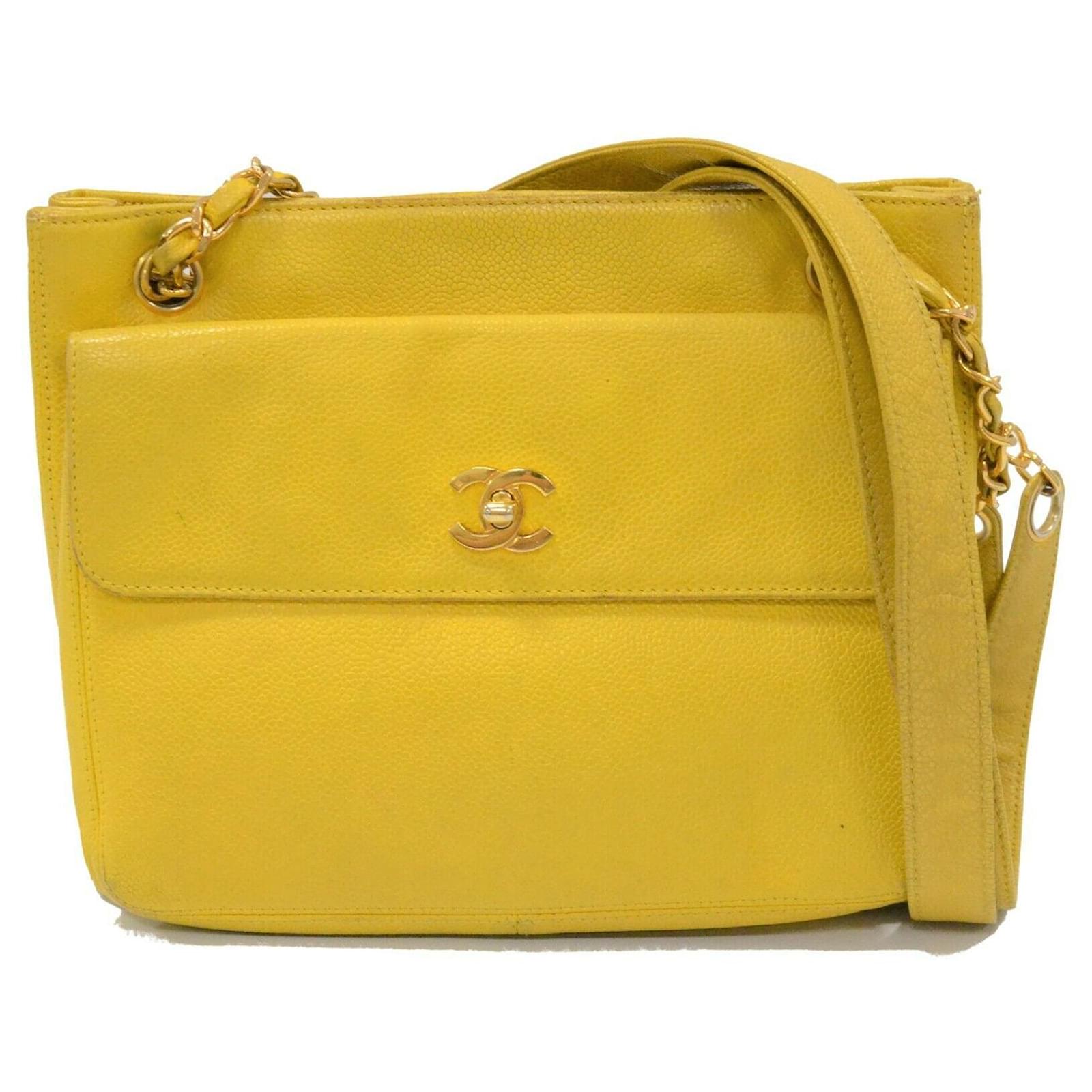 Chanel COCO Mark Yellow Leather ref.457658 - Joli Closet