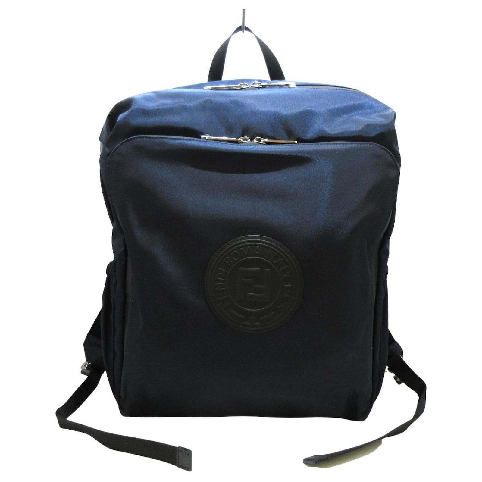 Fendi Backpack Navy blue Synthetic ref.468292 - Joli Closet