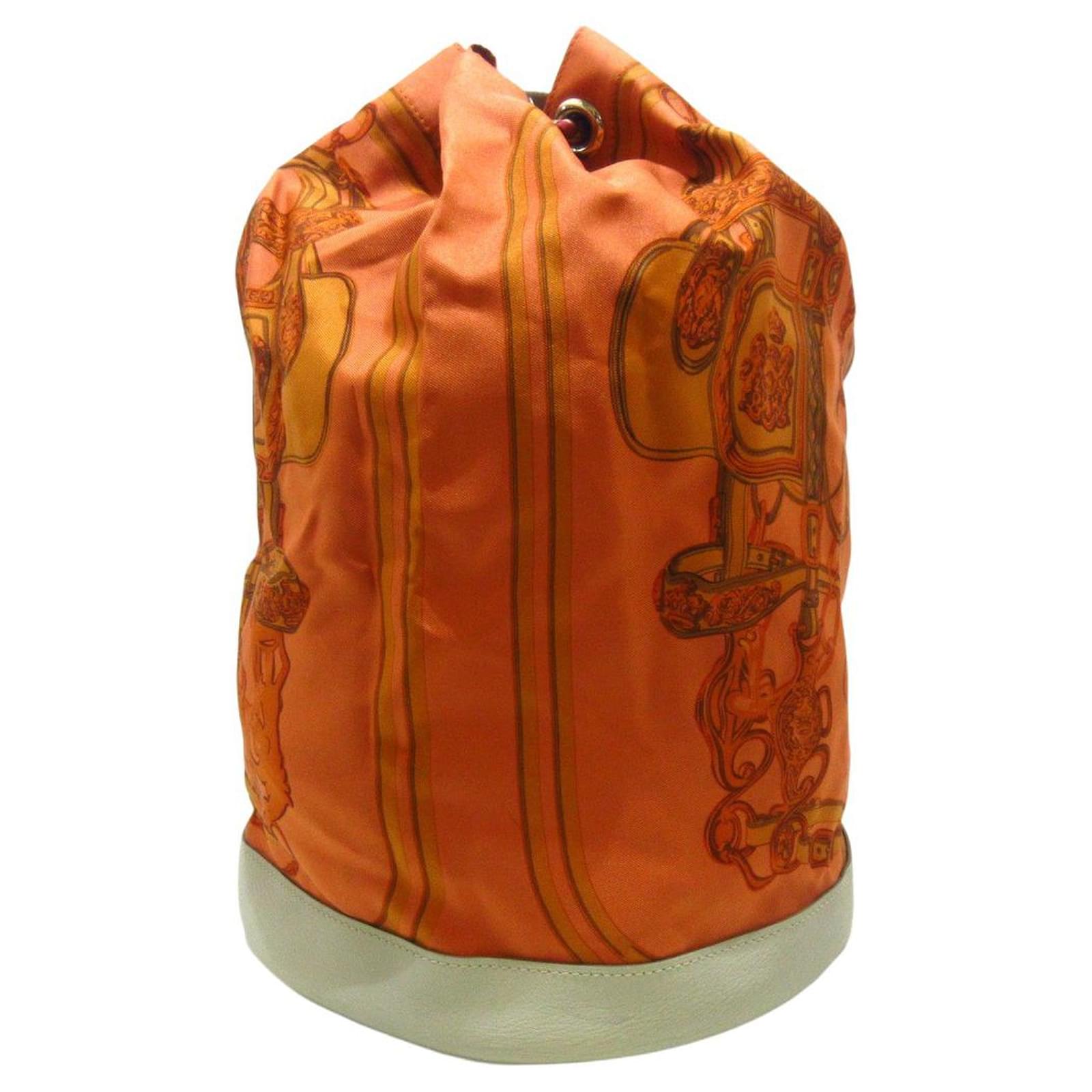 Hermès Backpack Orange Silk ref.472864 - Joli Closet