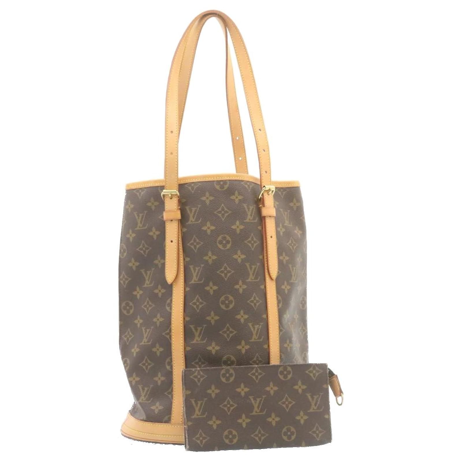 Bucket Borsa a tracolla GM a secchiello con monogramma LOUIS VUITTON ...