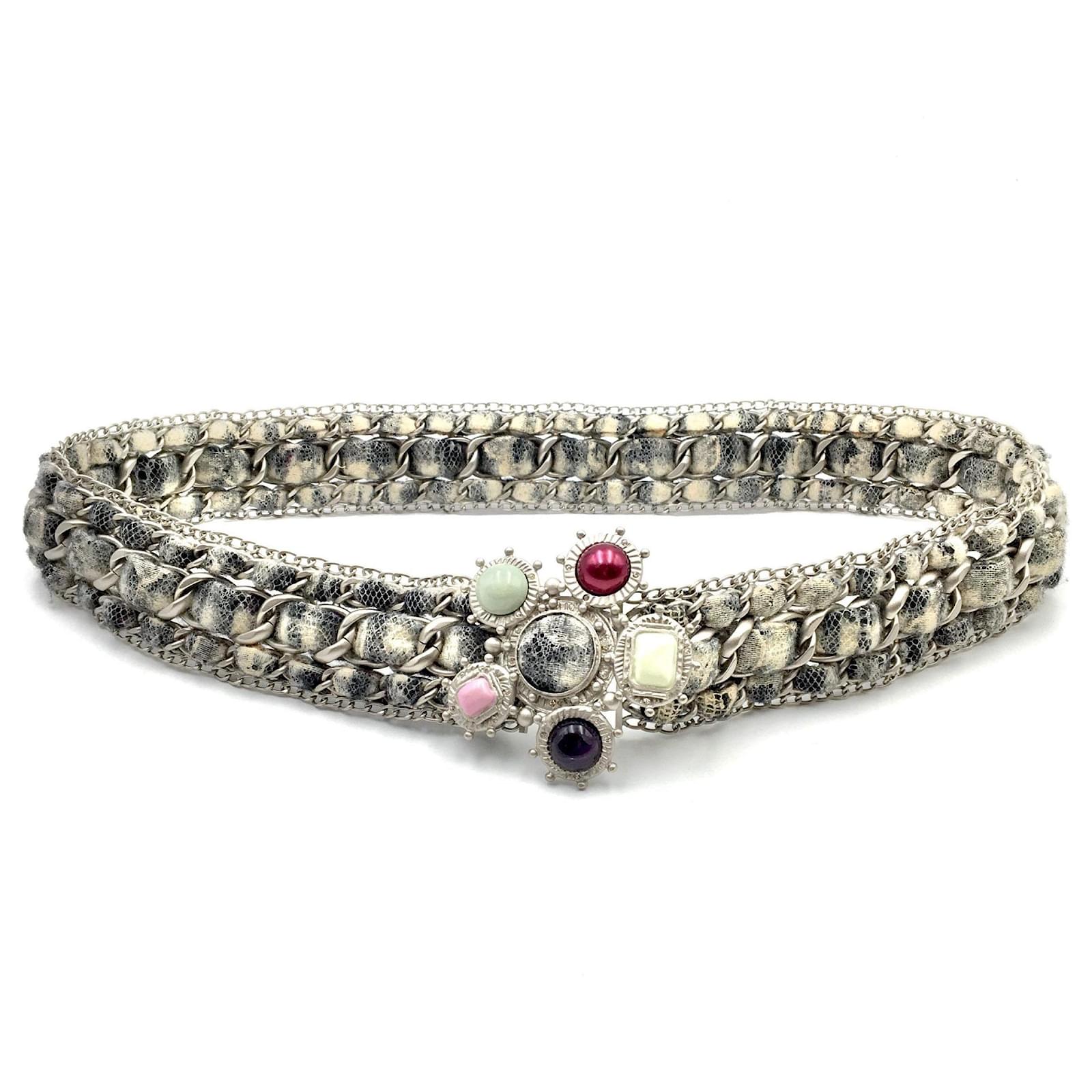 Chanel 2005 belt in white and grey tweed with ornate brooch buckle Wool ...