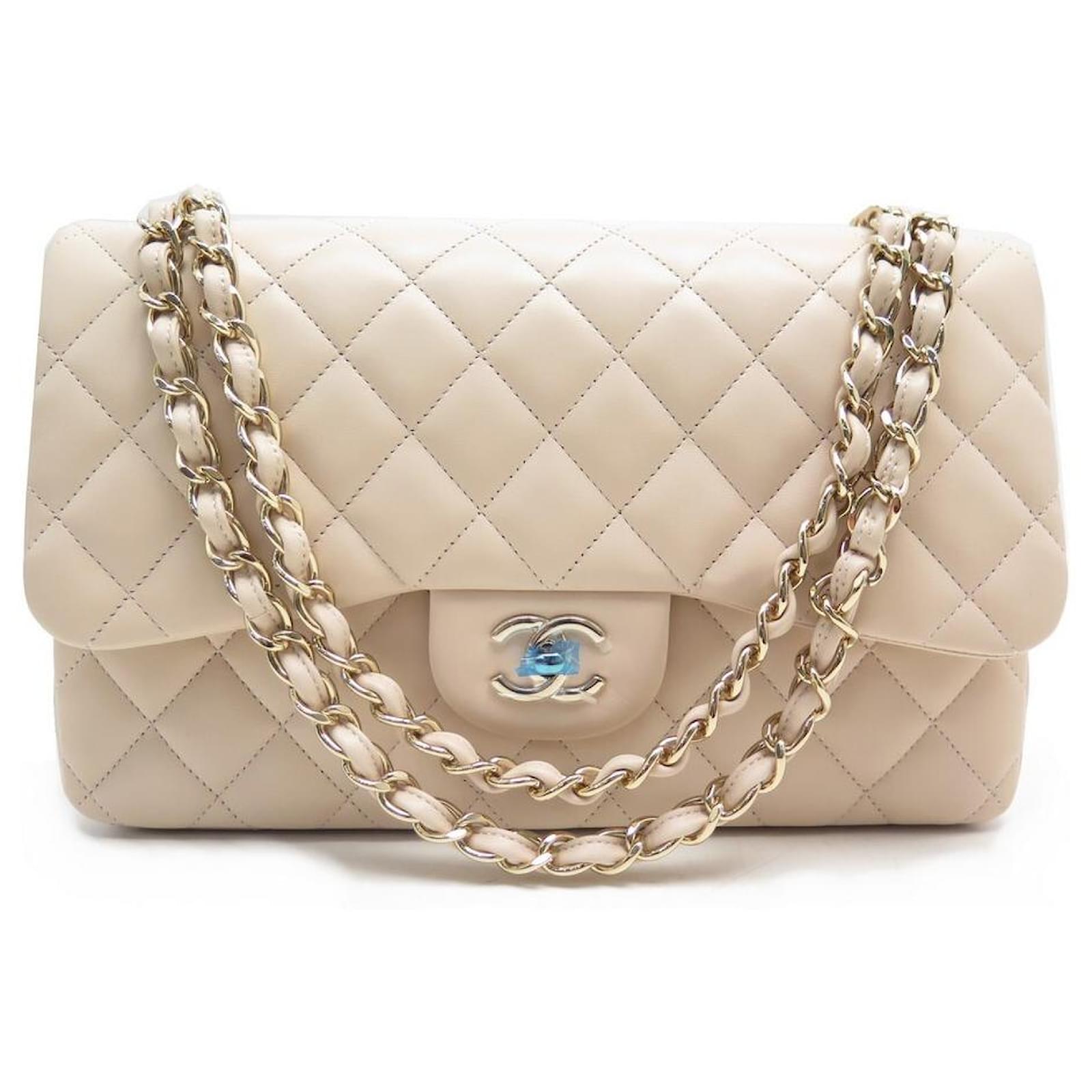 Timeless NEUE KLASSISCHE ZEITLOSE JUMBO-HANDTASCHE VON CHANEL BEIGE ...