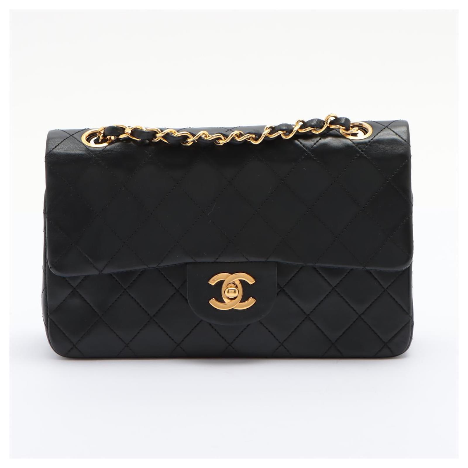Chanel Timeless Black Leather ref.483998 - Joli Closet