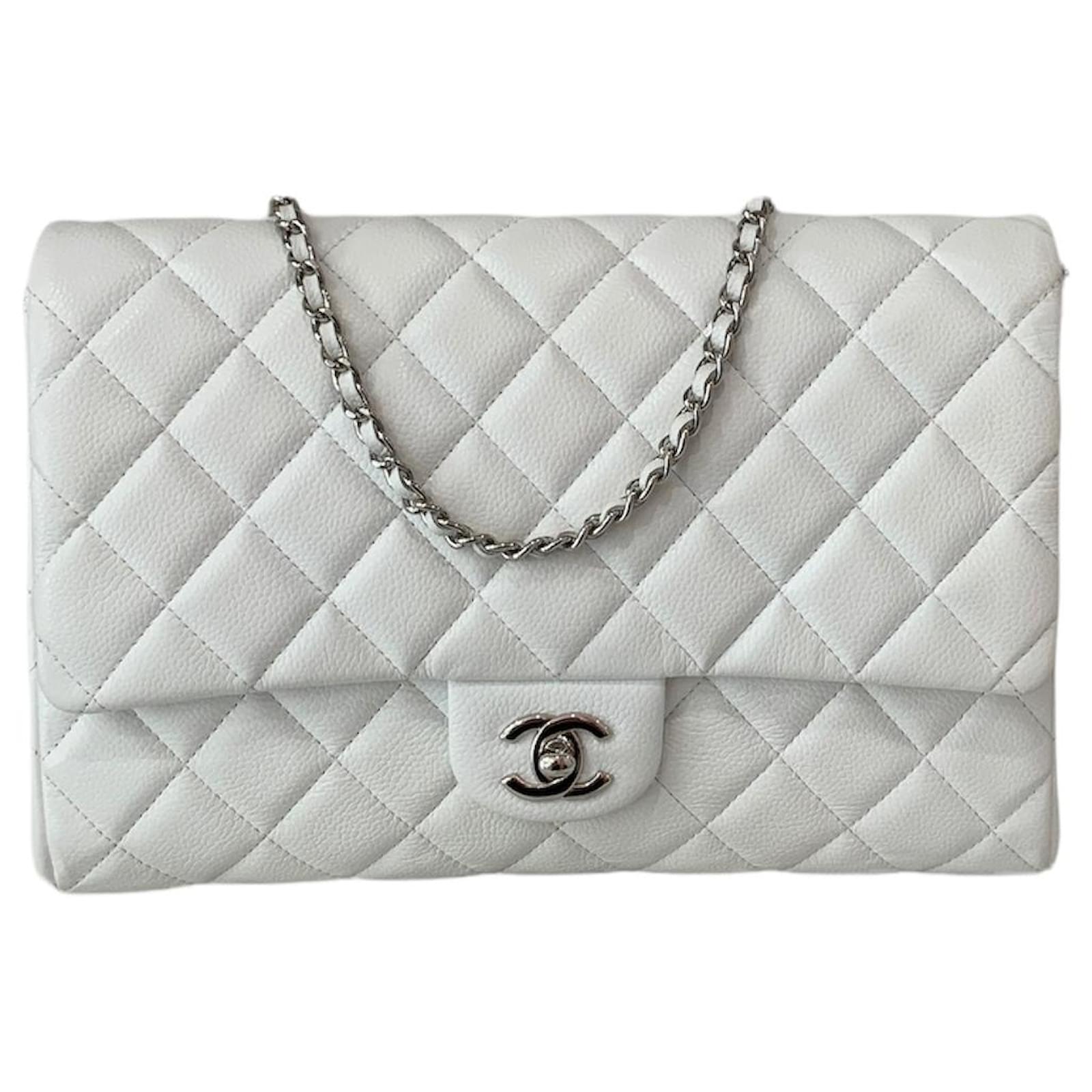 Chanel Handbags White Leather ref.507985 - Joli Closet